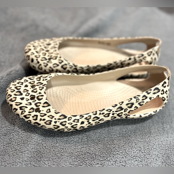 CROCS | Shoes | Leopard Print Womens Flat Crocs | Poshmark